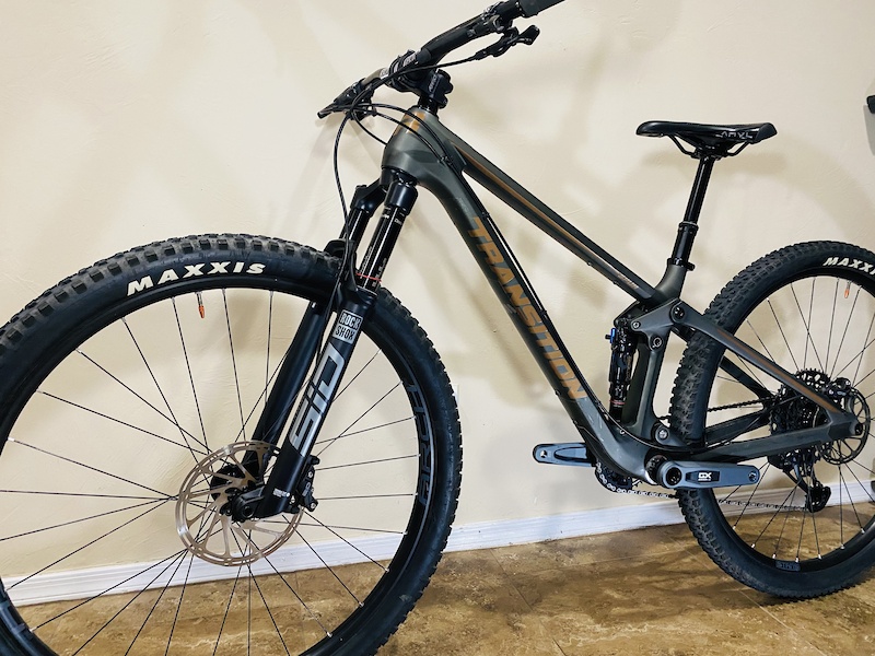 2023 Transition Spur- Small. GX. Black powder. For Sale