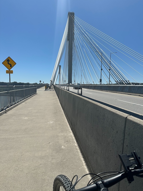 Port-Mann Bridge Multi-use Path Multi Trail - Surrey, BC