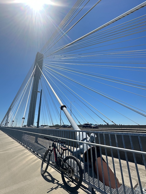 Port-Mann Bridge Multi-use Path Multi Trail - Surrey, BC