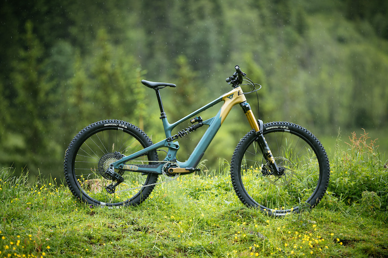 YT Industries Announces Decoy Super Natural - Pinkbike