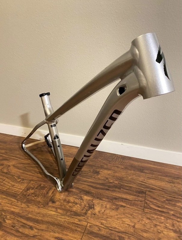 2022 Specialized Fuse Frame Large For Sale