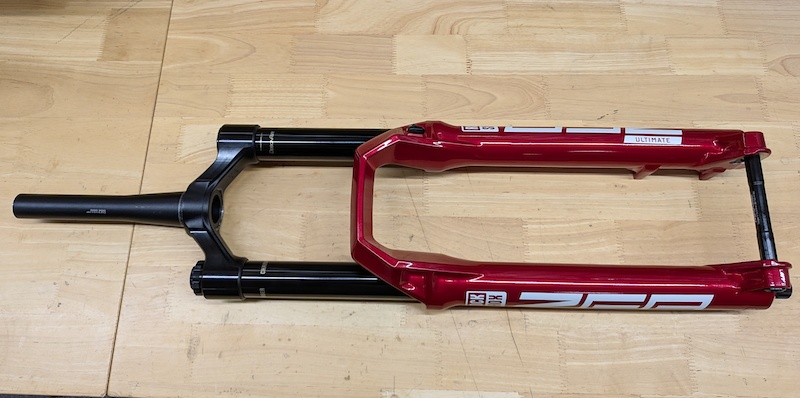 2025 RockShox Zeb Ultimate Charger 3.1 RC2, Red For Sale