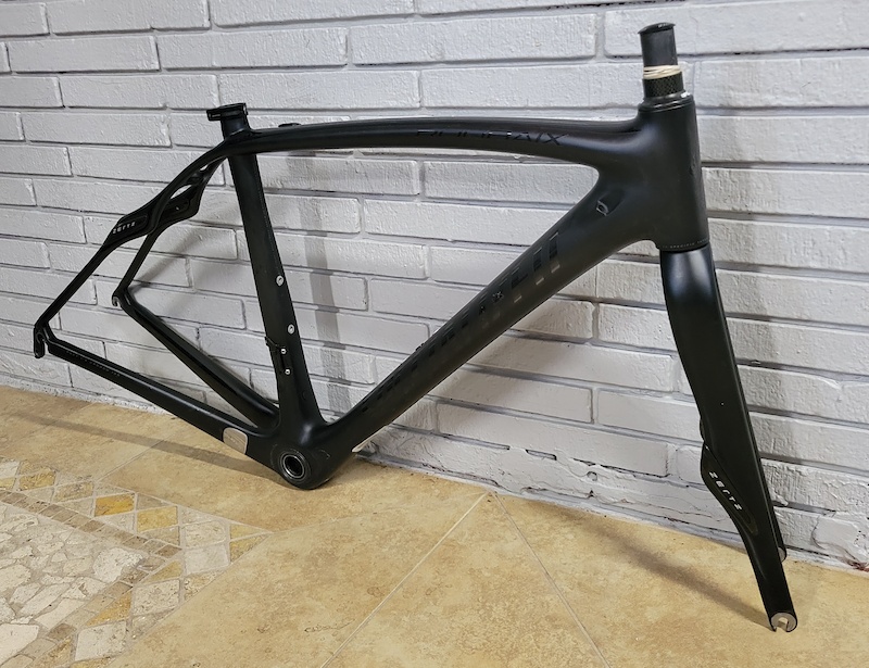 2014 Specialized Roubaix Pro 52cm Frameset For Sale