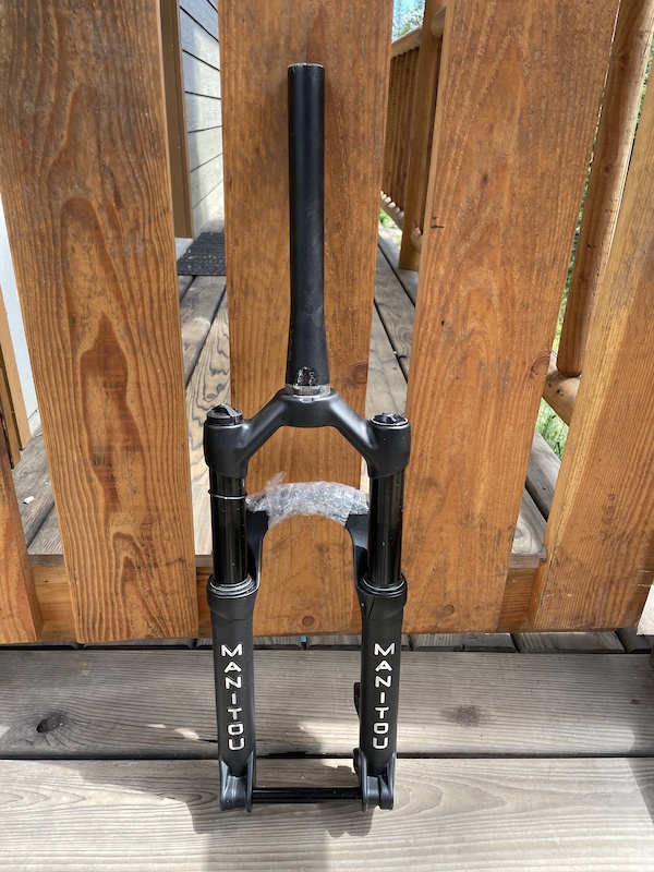 Manitou JUNIT Exp 20 BT MB 100-120mm travel 1.5T For Sale