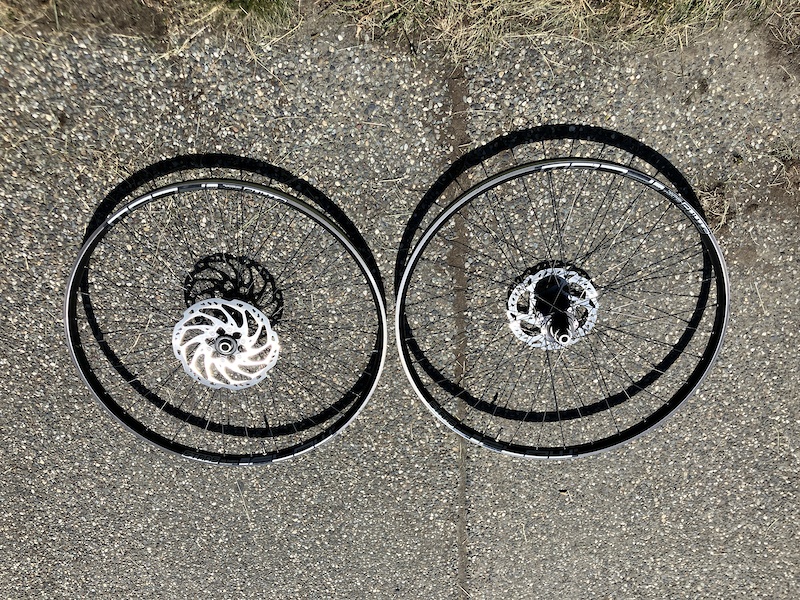 2021 Stans Flow S1 on Shimano XT hubs, Microspline w/Rotors For Sale