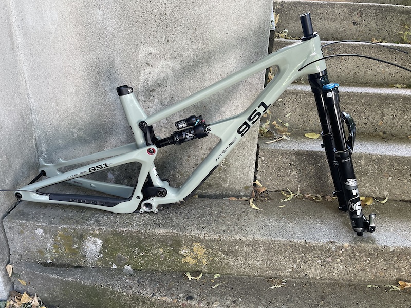 2023 Intense 951 Trail Carbon Frame with Fox 36 Fork Large For Sale