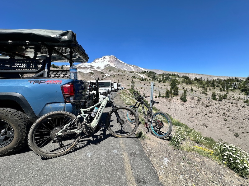 Mount Hood Route Hiking Trail - Canmore, Alberta