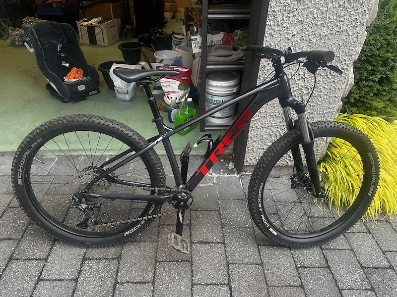 2021 Trek Roscoe 6 Med frame For Sale