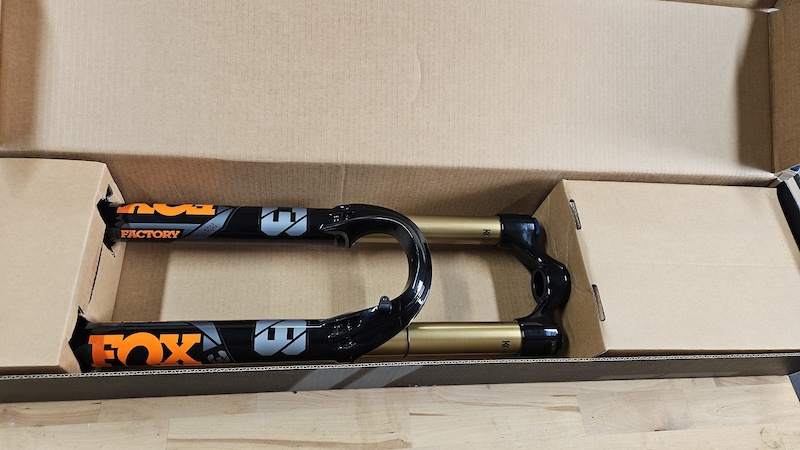 2023 FOX 38 Factory 29" 180mm Fork, GRIP2, 44mm offset For Sale