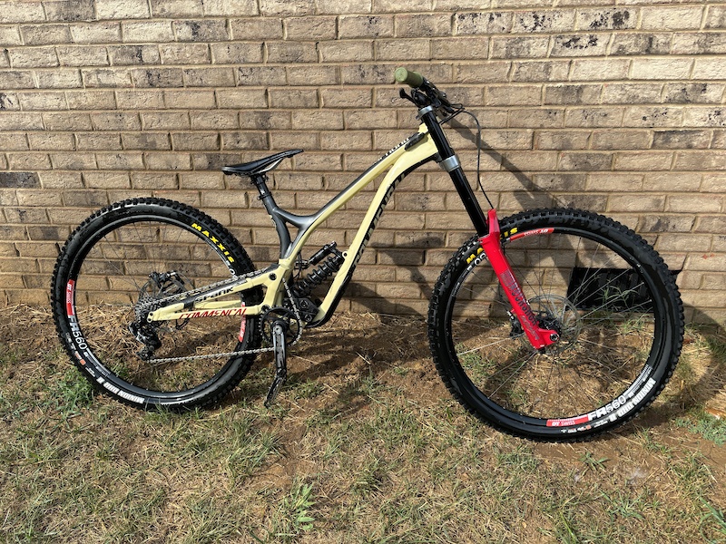 2019 Commencal Supreme DH Bike 29er For Sale