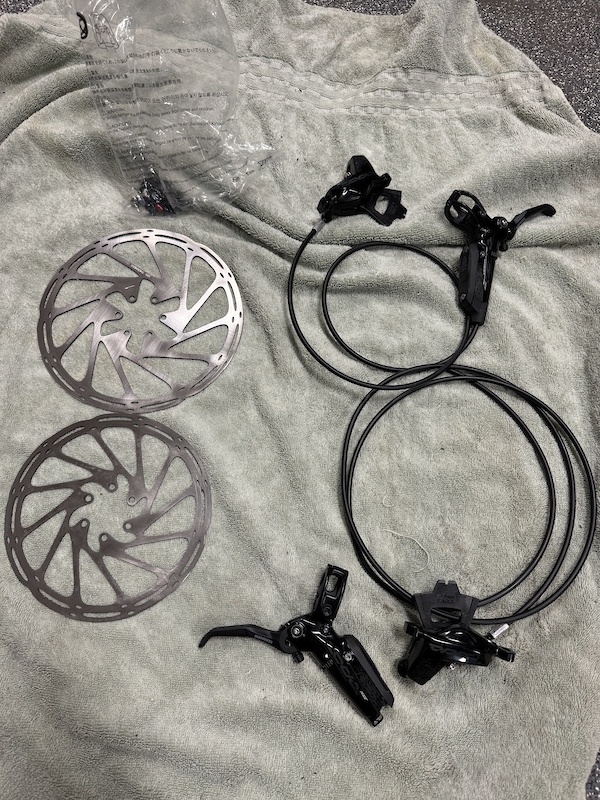 2024 SRAM Code RSC F&R Disc Brakes & Rotors 200/180 For Sale
