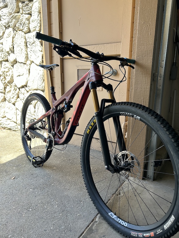 2021 Pivot 429 XO carbon medium For Sale