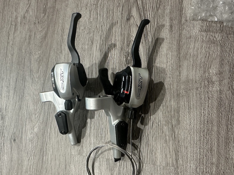 2005 Shimano XT M765 Shifter/brake combo For Sale