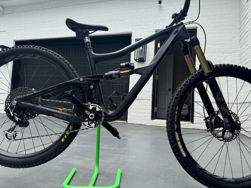 2024 Ibis Ripmo V2S XX Transmision carbon black large For Sale
