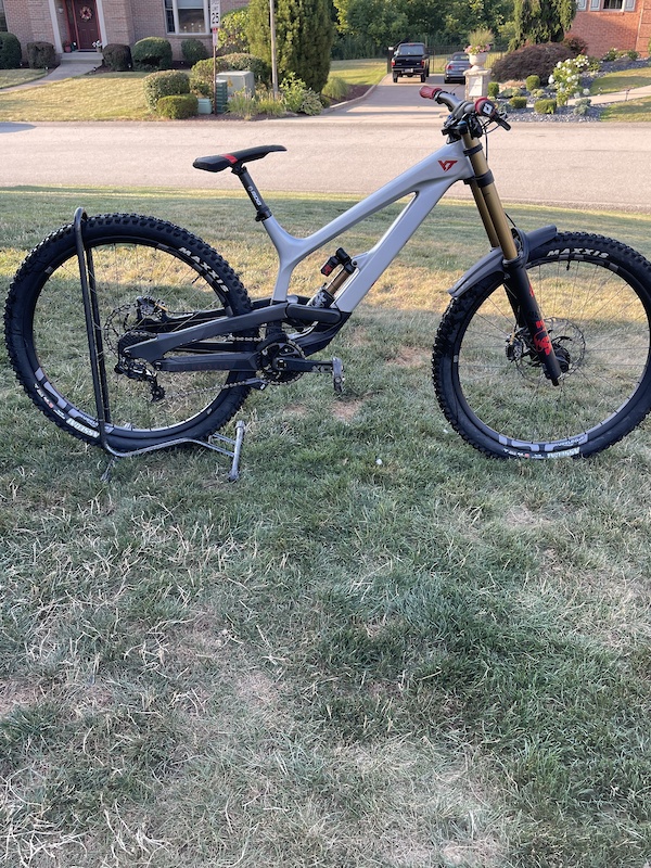 2022 YT Tues Pro Race For Sale