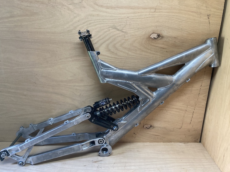 2007 KHS DH200 For Sale