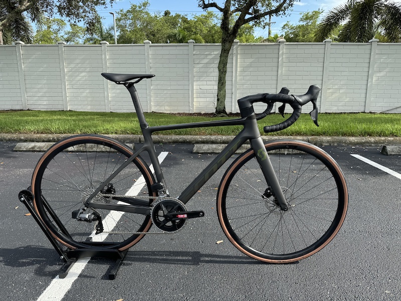 2024 SCOTT ADDICT RC 30 52cm RIVAL AXS For Sale