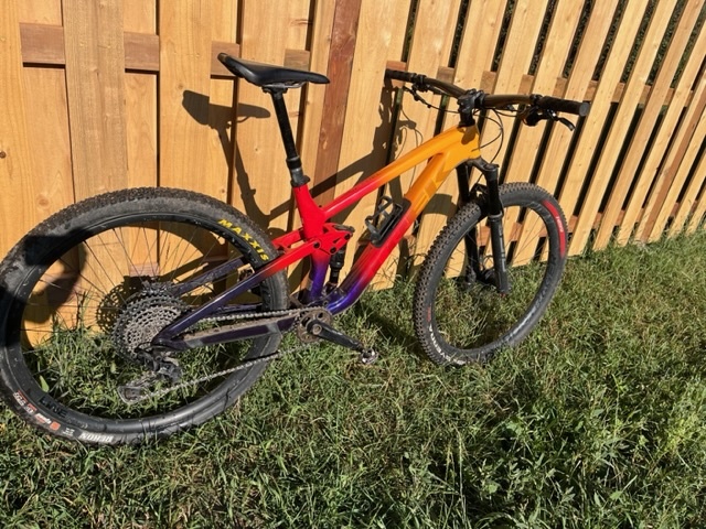 2022 trek top fuel 9.8xt For Sale