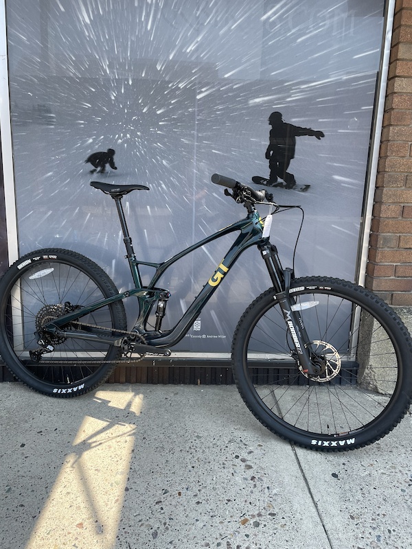 2023 GT Sensor ST Carbon Elite For Sale