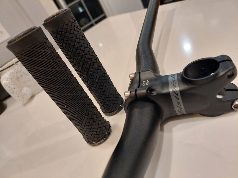 2022 Ibis cockpit from Ripmo AF - bars, stem, grips For Sale