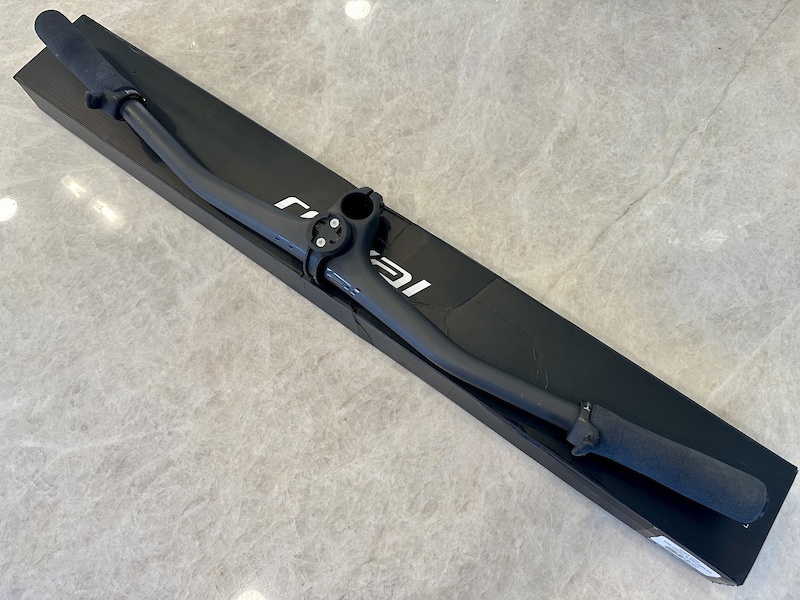 2024 Roval Control SL Cockpit - Integrated Carbon BarStem For Sale