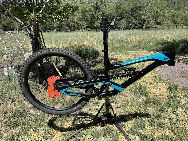 2018 YT Capra XL Frame (760 reach) w/parts For Sale