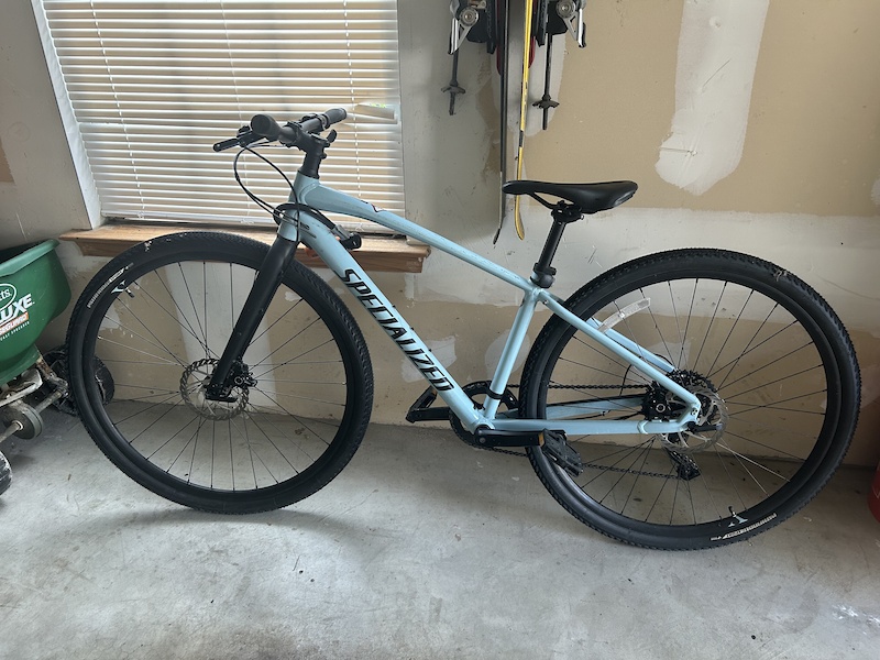 2022 Specialized Sirrus x 2.0 size XS baby blue For Sale