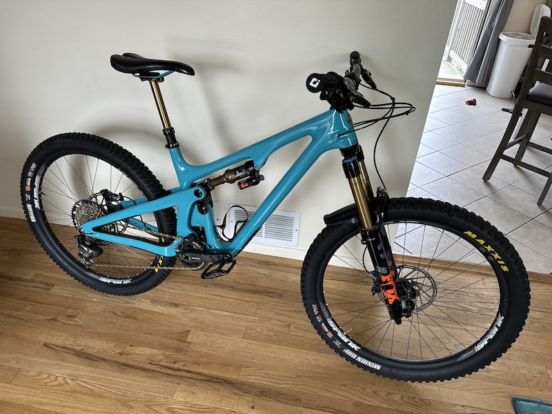 2021 Yeti SB140 T2 Custom - Perfect Condition For Sale