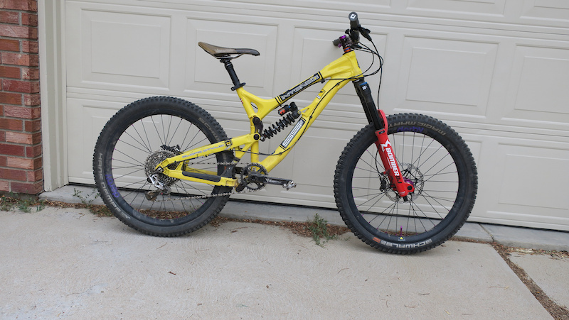 2011 Intense SSII slopestyle Medium Frame For Sale