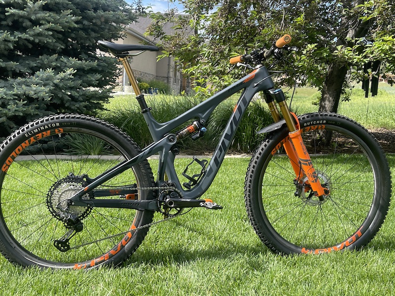 2020 Pivot Trail 429 Limited Edition Enduro Build - Medium For Sale