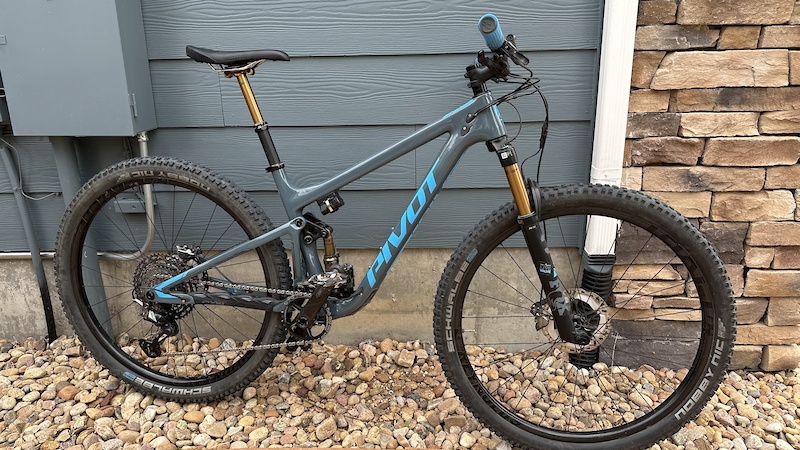 2022 Pivot Mach 4sl Team XTR Medium w/ Live Valve For Sale