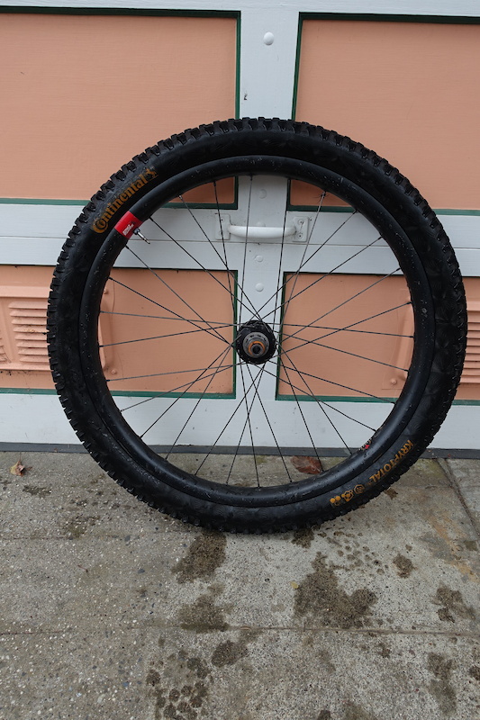 2020 Onyx Classic Reserve Rear Wheel + Cush Core & Tire For Sale