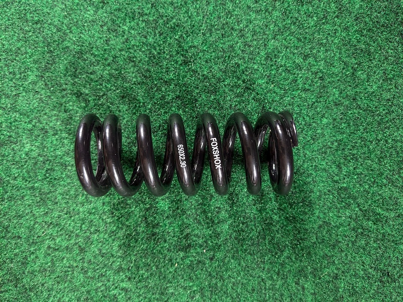 2020 Fox Coil 650lb x 2.30 For Sale