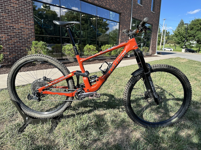 2022 *PRICE DROP- Specialized Enduro Comp For Sale