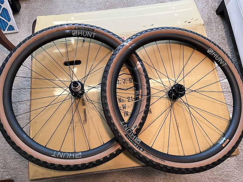 2024 NEW Hunt Carbon 650b Adventure wheelset For Sale