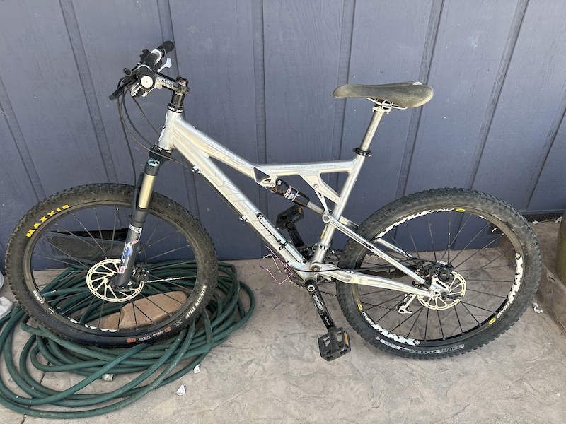 2009 Size Large Yeti 575 Long Travel For Sale
