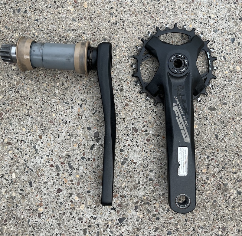 FSA Gamma Pro Cranks with 28t 82 BCD Chainring For Sale
