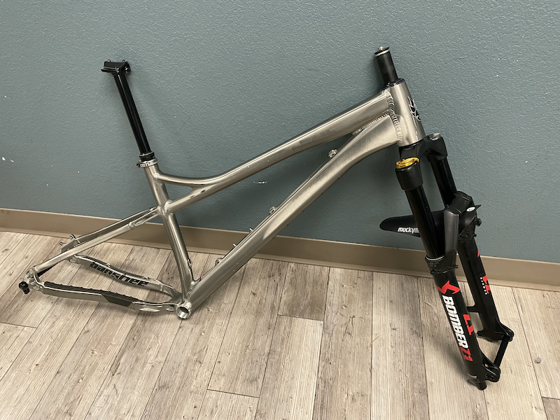 Banshee Enigma frame / Marzocchi Z1 Medium For Sale