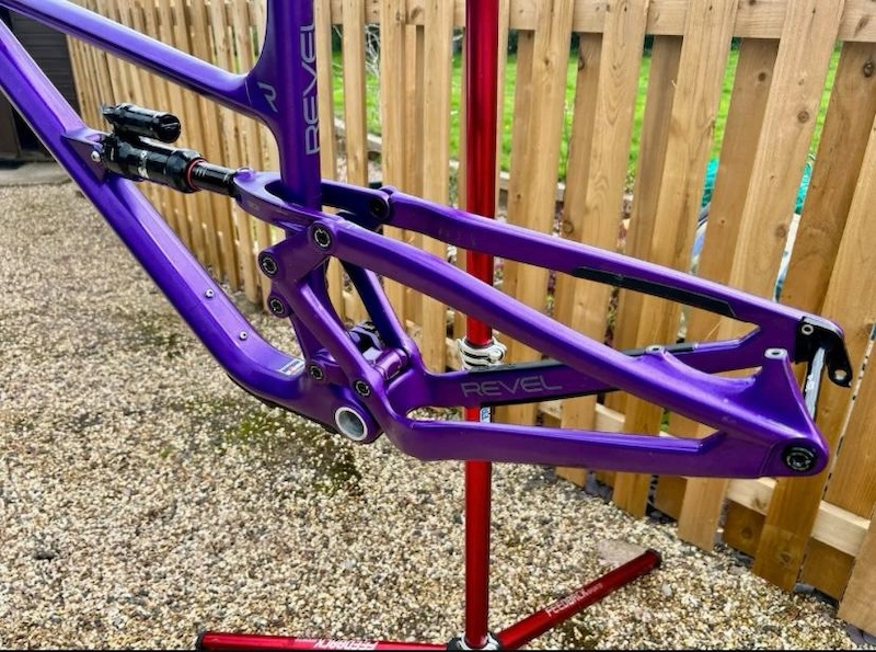 2022 Revel Rascal Large LYB Purple For Sale