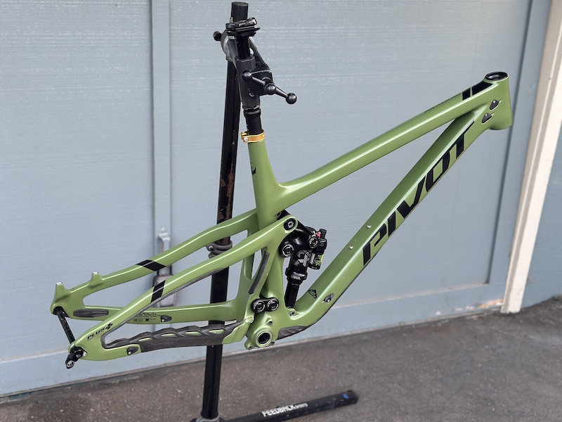 2021 Pivot Switchblade Frame - XL For Sale