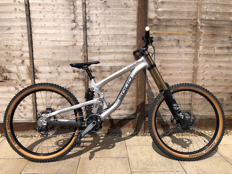 2015 Solid Strike L/XL with Fox Factory & Saint For Sale