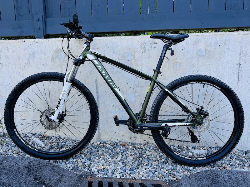 2015 Jamis Trail X Sport 17” frame 27.5” wheels For Sale