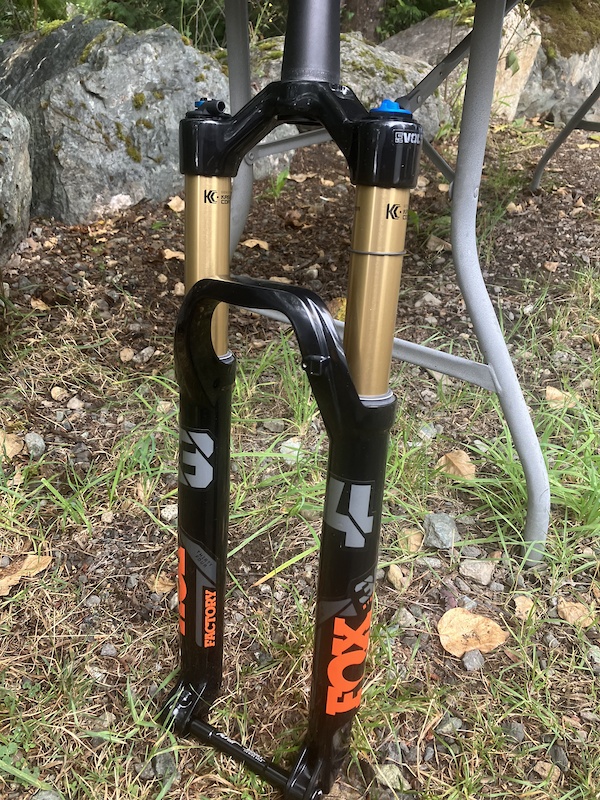 2022 Fox 34 Factory Step Cast 120mm w/ remote kit For Sale