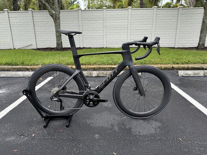 2025 SCOTT FOIL RC 20 56cm Shimano 105 Di2 Syncros For Sale