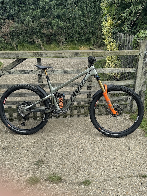 2023 Pivot firebird pro team For Sale