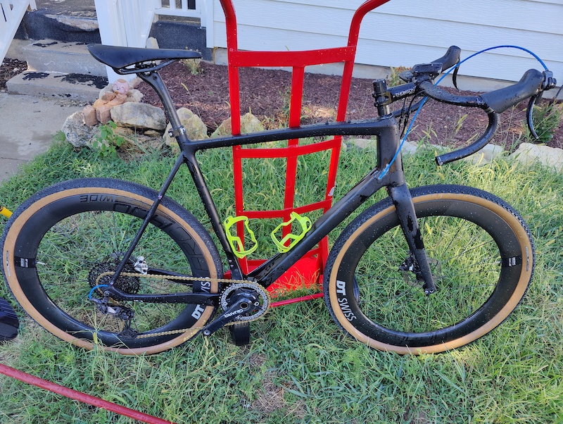 2022 XL Carbonda Frame w/XT and Dzero power meter For Sale