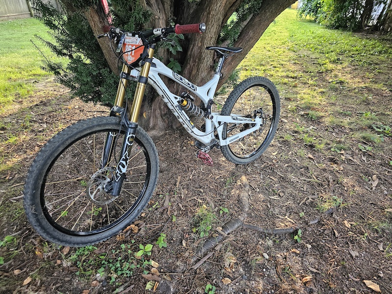 2014 *****Intense 951 Medium Size Downhill Bike***** For Sale