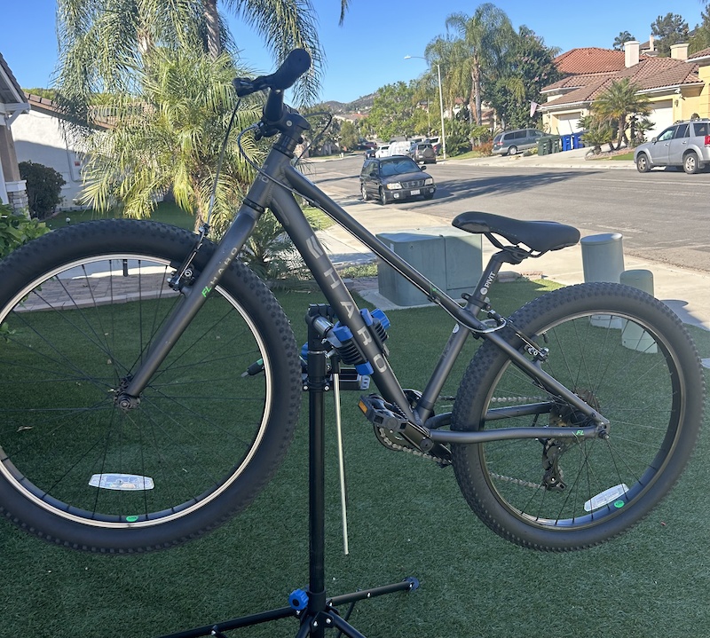 2020 Haro Flightline Plus - Grey For Sale