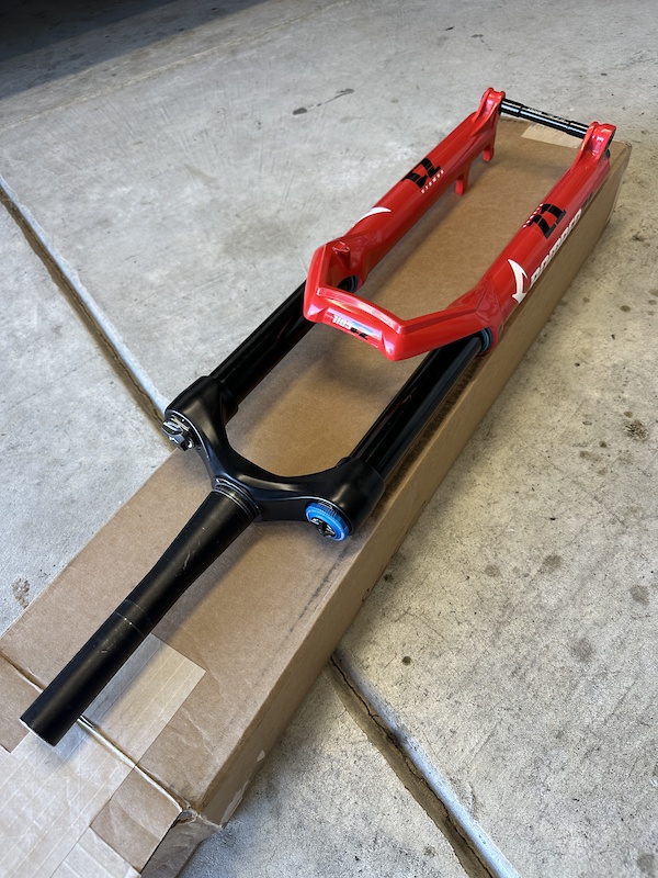 2022 Marzocchi Bomber Z1 Coil GRIP 2 Damper For Sale