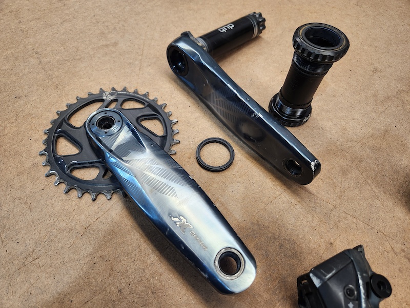 2021 Sram GX alloy 165mm 32T cranks with BB For Sale